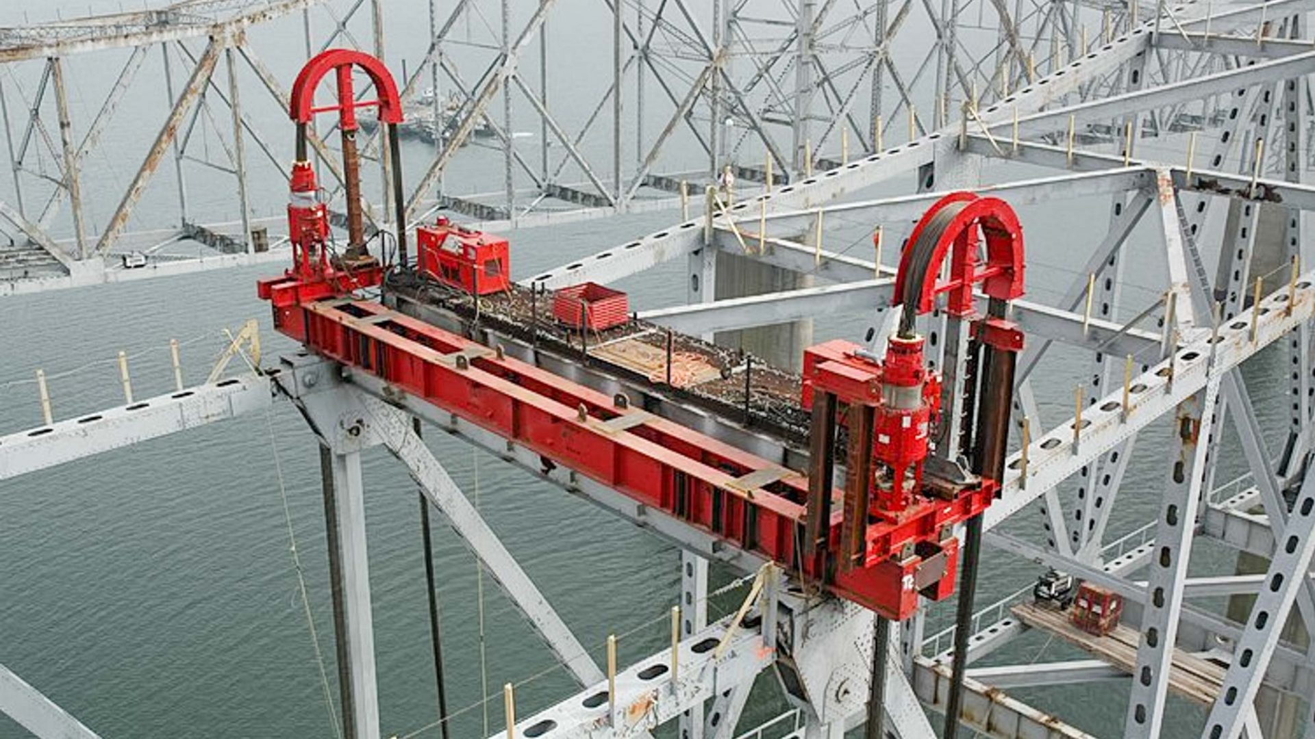 Strand Jacks