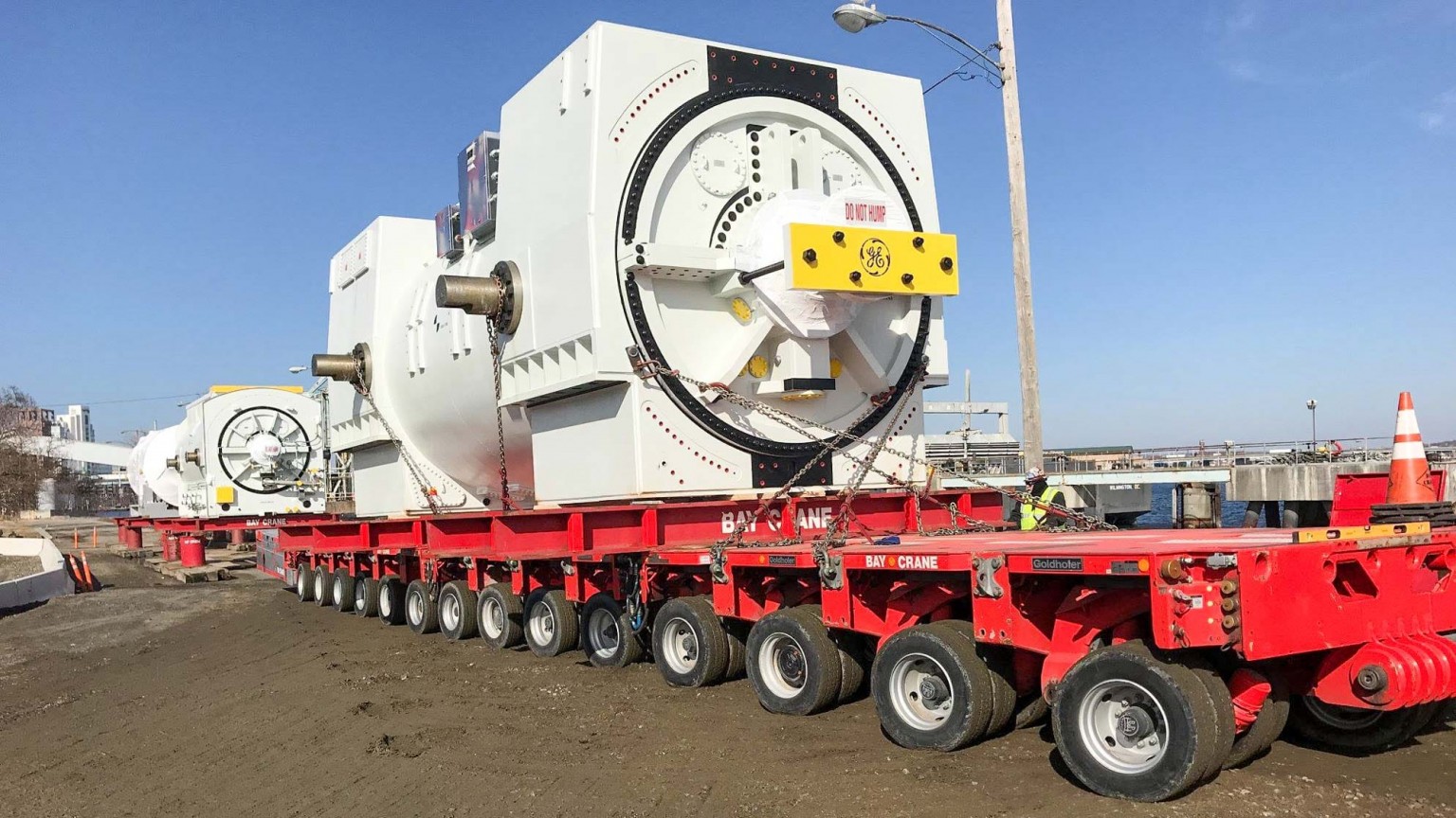 Self-Propelled Modular Transporters