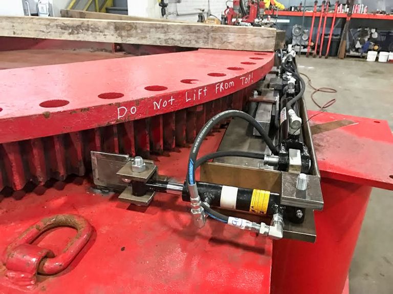 Hydraulic Turntable Rigging Rental